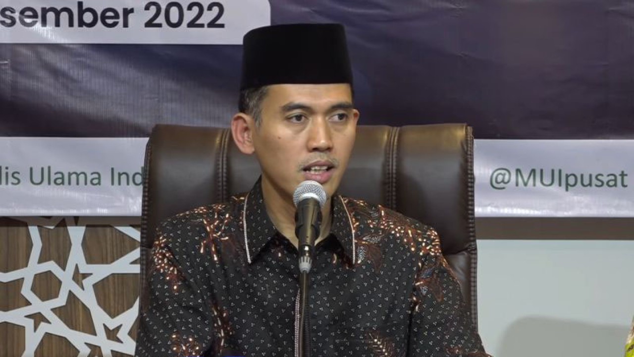 Jetua Majelis Ulama Indonesia (MUI) Bidang Fatwa Asrorun Niam dalam ...