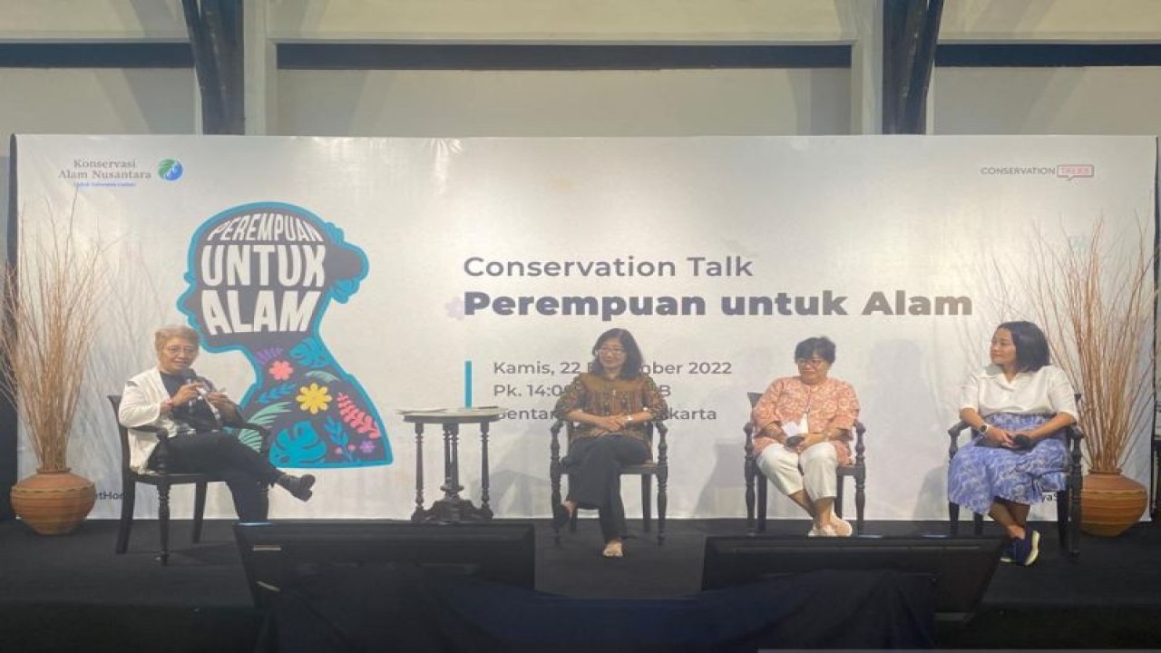 Pelaku Konservasi: Perempuan Miliki Peran Besar Dalam Upaya Konservasi