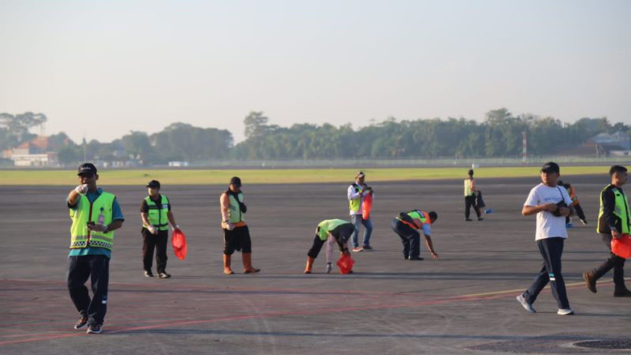 Bandara Bali Lakukan FOD Cleaning Jelang Kedatangan Pesawat A380