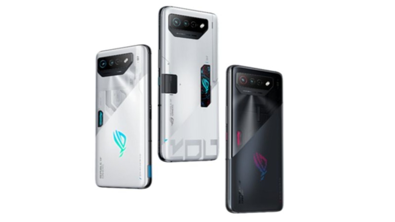 ASUS meluncurkan ponsel gaming sering ROG Phone 7. (ANTARA/asus.com)
