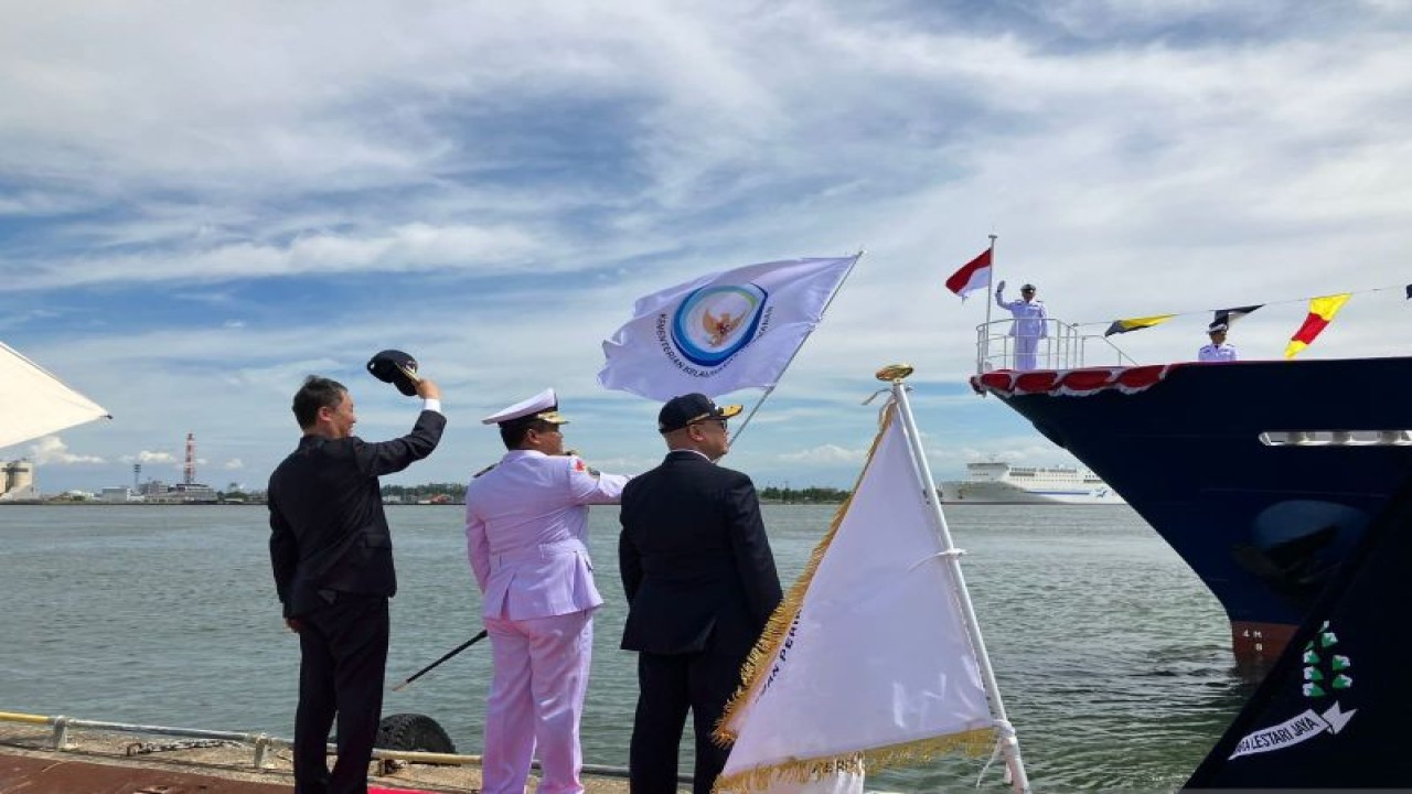 Kapal Pengawas KKP Hibah dari Jepang Bertolak Menuju Indonesia