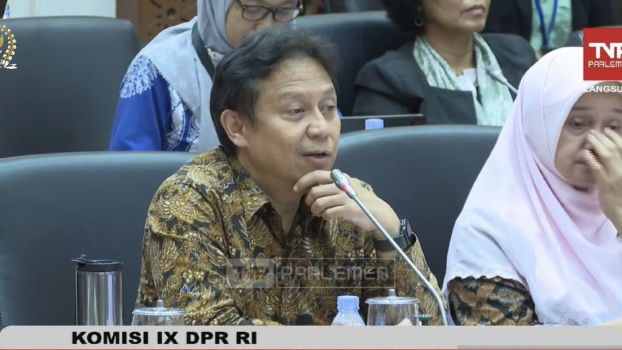 Tangkapan layar - Menteri Kesehatan RI Budi Gunadi Sadikin saat ...