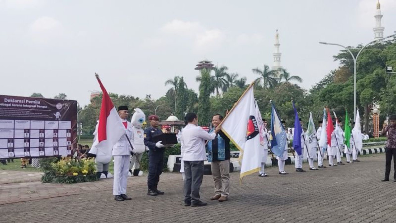 Kirab pemilu 2024 di Lapangan Tegar Beriman, Cibinong, Kabupaten Bogor, Jawa Barat, Senin (13/11 ...