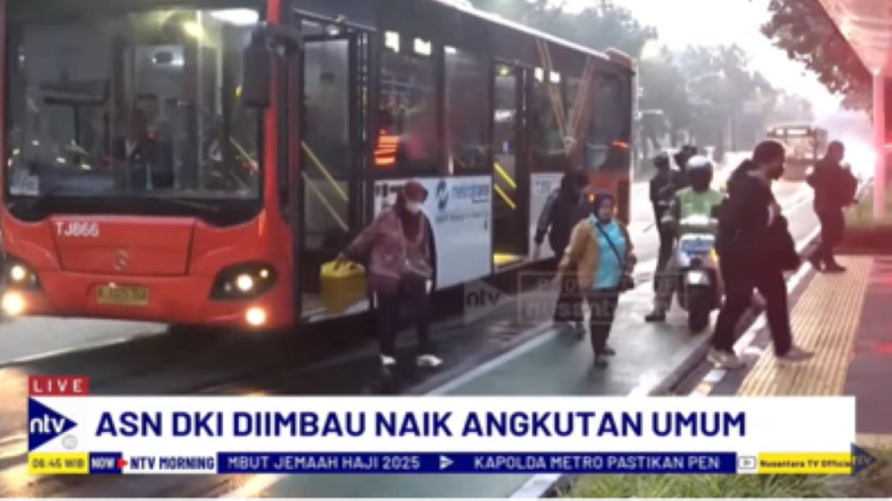 ASN Pemprov Jakarta diimbau untuk naik transportasi umum setiap hari Rabu