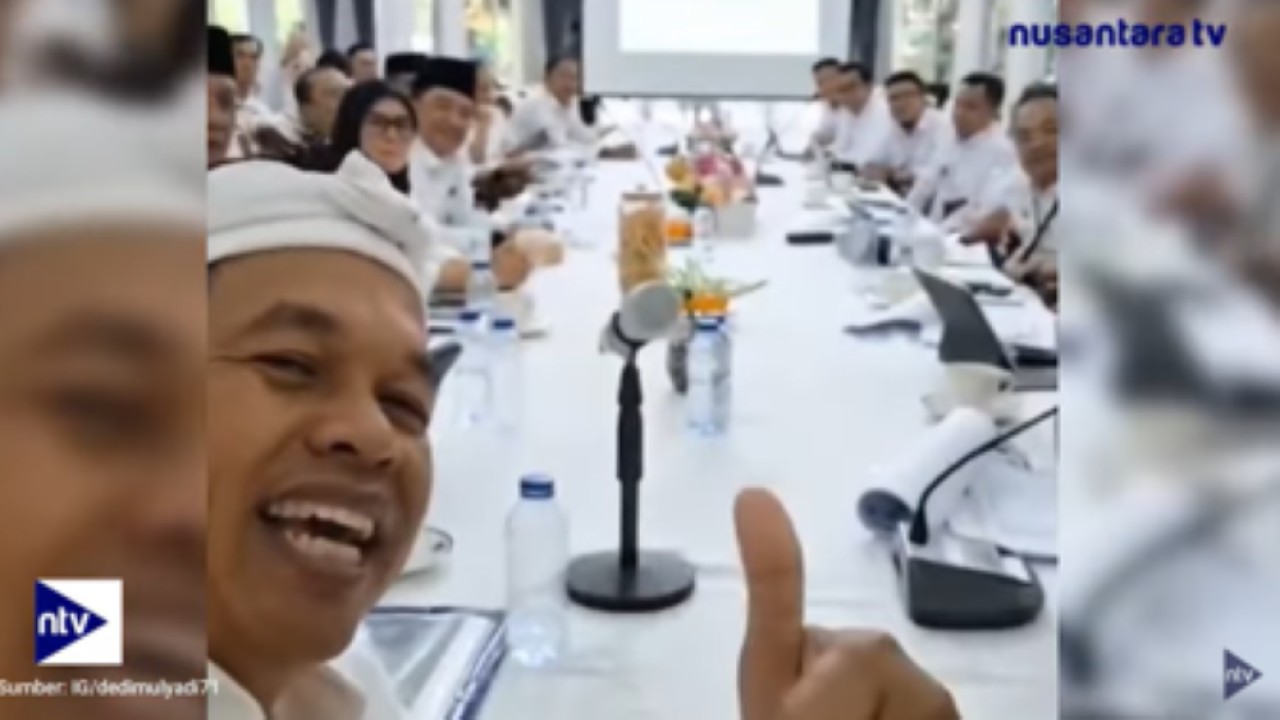 Gubernur Jawa Barat, Dedi Mulyadi rapat bersama Kemenhub dan PT KAI terkait rencana reaktivasi ...