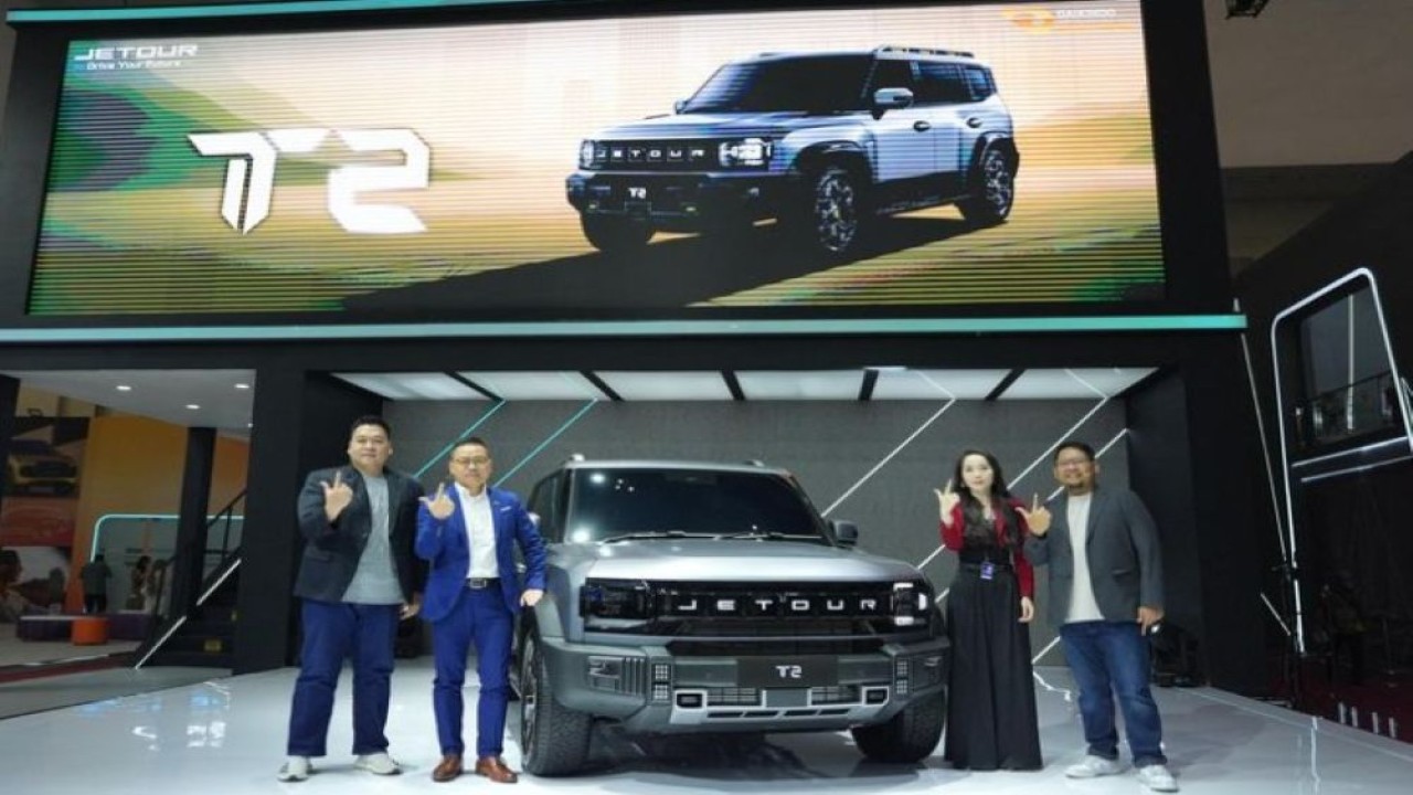 JETOUR T2 Versi Setir Kanan Pertama di Dunia Debut di GIIAS 2025